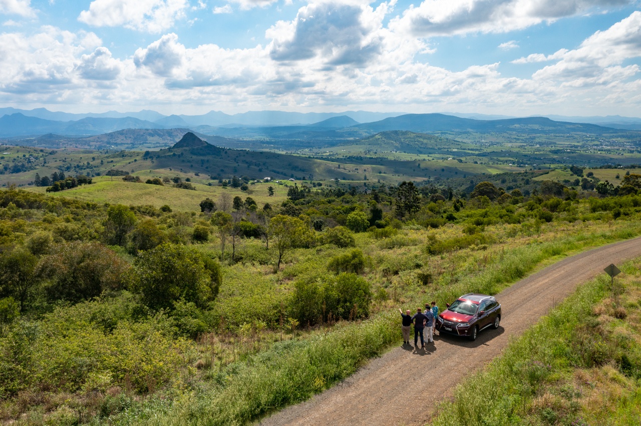 Explore the best scenic drives near Brisbane